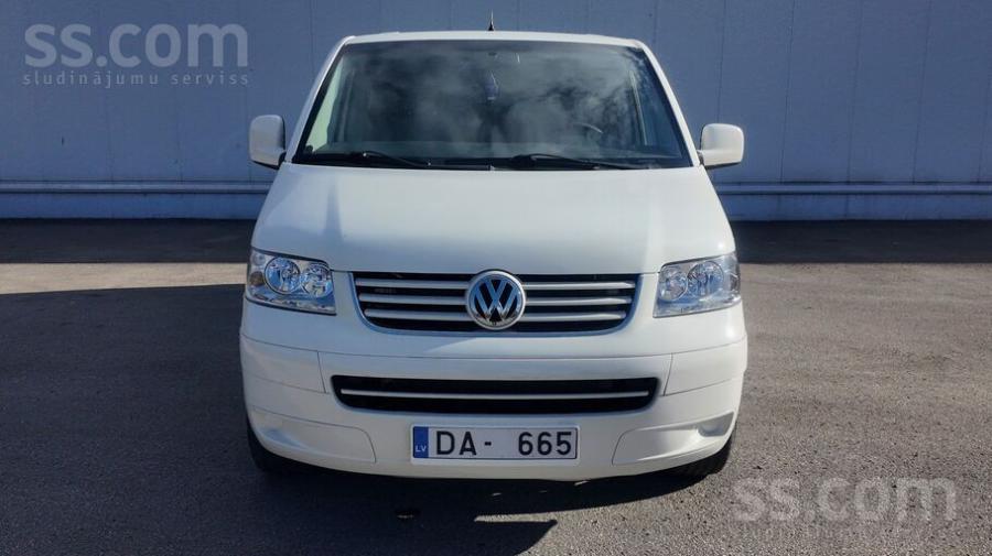 Balts Volkswagen Caravelle 2007 Jelgava, ar dzinēja tilpumu 2.50 L un nobraukumu 425 tūkst. km par 9900 €, foto 2 vietnē AUTOMOTO.COM.LV