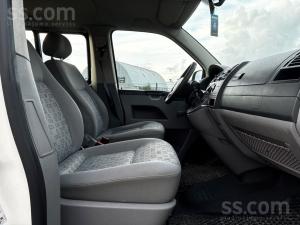 Balts Volkswagen Caravelle 2007 Saldus, ar dzinēja tilpumu 2.50 L un nobraukumu 283 tūkst. km par 6690 €, foto 12 vietnē AUTOMOTO.COM.LV