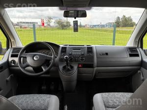 Balts Volkswagen Caravelle 2007 Saldus, ar dzinēja tilpumu 2.50 L un nobraukumu 283 tūkst. km par 6690 €, foto 19 vietnē AUTOMOTO.COM.LV