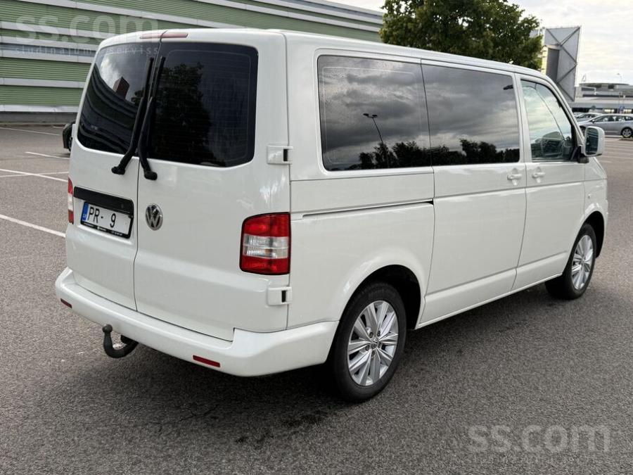 White Volkswagen Caravelle 2008 in Riga, with an engine capacity of 1.90 L and mileage of 265 thousand km for 10900 €, photo 6 on AUTOMOTO.COM.LV
