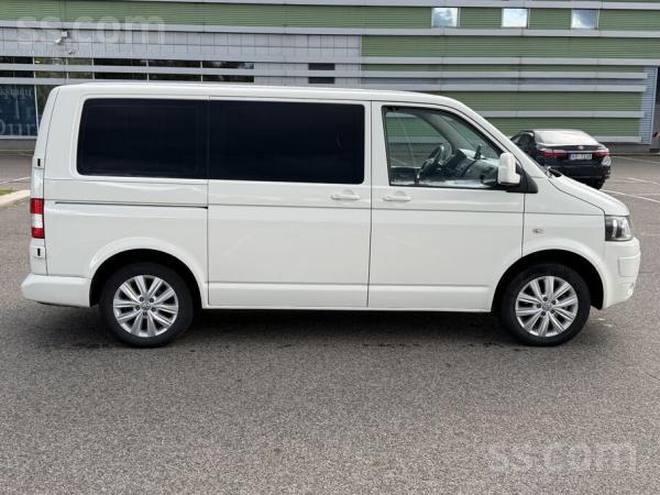 White Volkswagen Caravelle 2008 in Riga, with an engine capacity of 1.90 L and mileage of 265 thousand km for 10900 €, photo 7 on AUTOMOTO.COM.LV