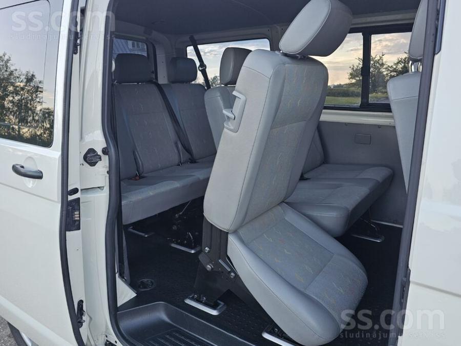Balts Volkswagen Caravelle 2009 Cēsis, ar dzinēja tilpumu 1.90 L un nobraukumu 298 tūkst. km par 8590 €, foto 14 vietnē AUTOMOTO.COM.LV