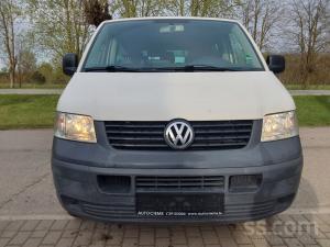 White Volkswagen Caravelle 2009 in Ogre, with an engine capacity of 1.90 L and mileage of 219 thousand km for 51 €, photo 6 on AUTOMOTO.COM.LV