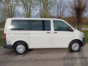 White Volkswagen Caravelle 2009 in Ogre, with an engine capacity of 1.90 L and mileage of 219 thousand km for 51 €, photo 9 on AUTOMOTO.COM.LV