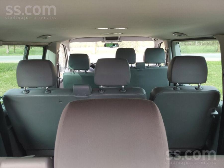 White Volkswagen Caravelle 2009 in Ogre, with an engine capacity of 1.90 L and mileage of 219 thousand km for 51 €, photo 17 on AUTOMOTO.COM.LV