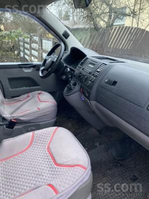 Balts Volkswagen Caravelle 2009 Daugavpils, ar dzinēja tilpumu 2.50 L un nobraukumu 420 tūkst. km par 5000 €, foto 6 vietnē AUTOMOTO.COM.LV