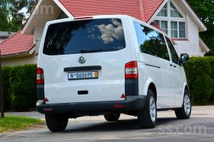 Balts Volkswagen Caravelle 2011 Rīga, ar dzinēja tilpumu 2.00 L un nobraukumu 305 tūkst. km par 10499 €, foto 6 vietnē AUTOMOTO.COM.LV