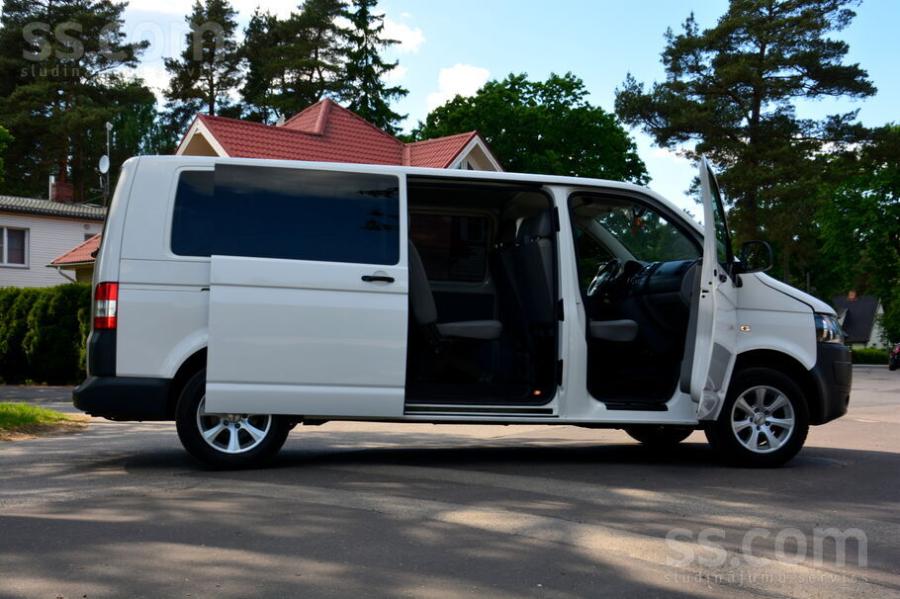 Balts Volkswagen Caravelle 2011 Rīga, ar dzinēja tilpumu 2.00 L un nobraukumu 305 tūkst. km par 10499 €, foto 31 vietnē AUTOMOTO.COM.LV