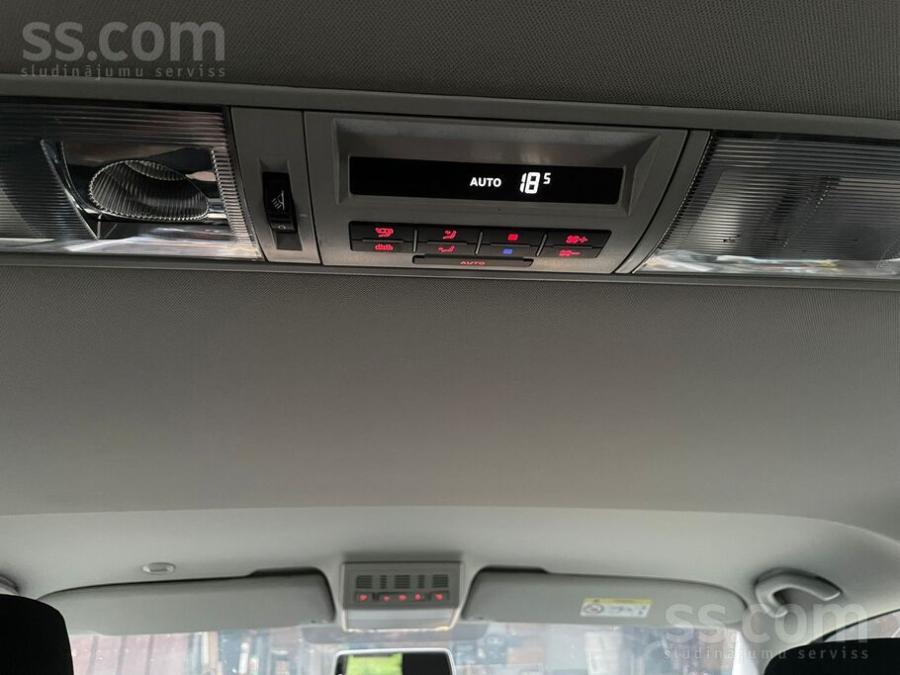 Balts Volkswagen Caravelle 2017 Ogre, ar dzinēja tilpumu 2.00 L un nobraukumu 235 tūkst. km par 20500 €, foto 17 vietnē AUTOMOTO.COM.LV