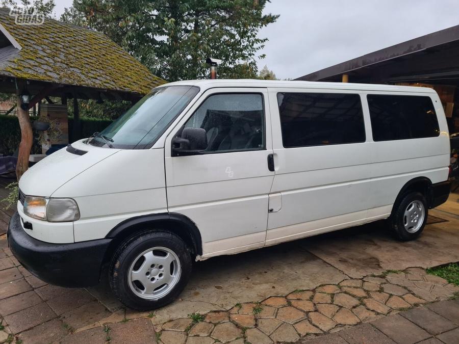 White Volkswagen Caravelle 1996 in Vilnius, with an engine capacity of 2.50 L and mileage of 634 thousand km for 3000 €, photo 3 on AUTOMOTO.COM.LV