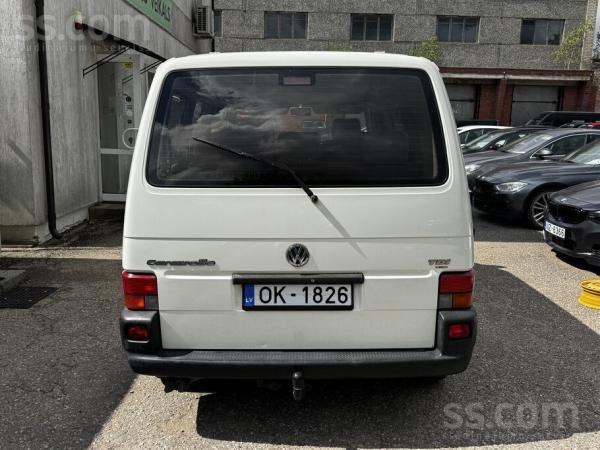 Balts Volkswagen Caravelle 2000 Daugavpils, ar dzinēja tilpumu 2.50 L un nobraukumu 0 tūkst. km par 4690 €, foto 5 vietnē AUTOMOTO.COM.LV