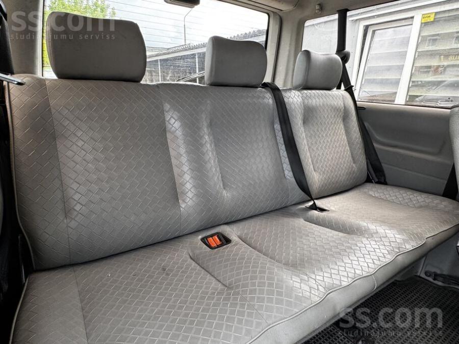 Balts Volkswagen Caravelle 2000 Daugavpils, ar dzinēja tilpumu 2.50 L un nobraukumu 0 tūkst. km par 4690 €, foto 16 vietnē AUTOMOTO.COM.LV