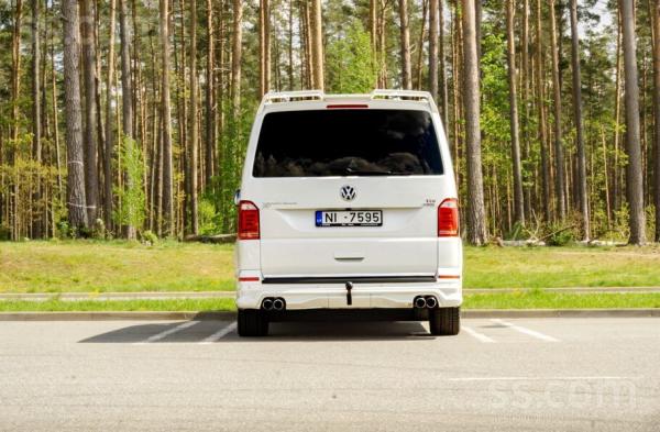 Balts Volkswagen Caravelle 2016 Rīga, ar dzinēja tilpumu 2.00 L un nobraukumu 305 tūkst. km par 22590 €, foto 6 vietnē AUTOMOTO.COM.LV