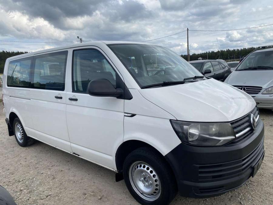 Balts Volkswagen Caravelle 2017 Viļņa, ar dzinēja tilpumu 1.97 L un nobraukumu 498 tūkst. km par 7800 €, foto 1 vietnē AUTOMOTO.COM.LV
