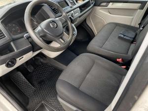 Balts Volkswagen Caravelle 2017 Viļņa, ar dzinēja tilpumu 1.97 L un nobraukumu 498 tūkst. km par 7800 €, foto 10 vietnē AUTOMOTO.COM.LV
