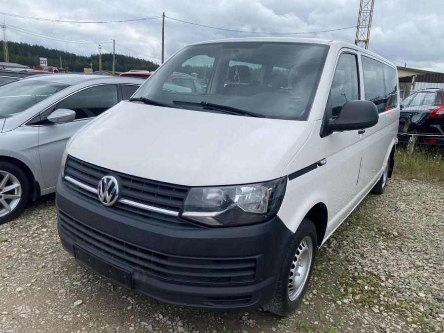 Balts Volkswagen Caravelle 2017 Viļņa, ar dzinēja tilpumu 1.97 L un nobraukumu 498 tūkst. km par 7800 €, foto 9 vietnē AUTOMOTO.COM.LV
