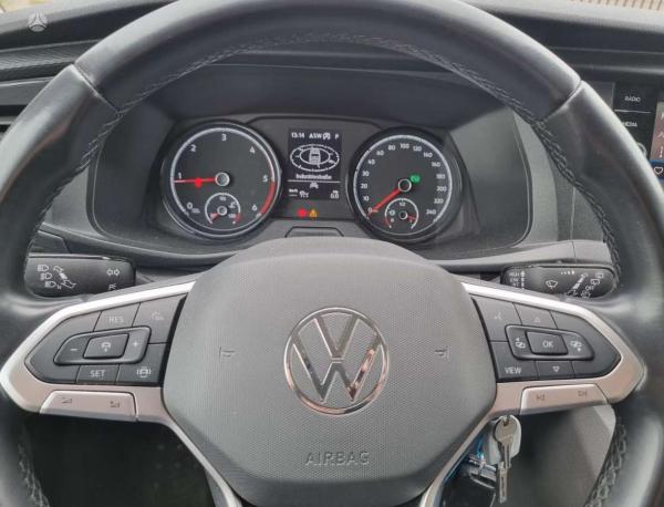 Volkswagen Caravelle 2020 in Siauliai on AUTOMOTO.COM.LV White Volkswagen Caravelle 2020 in Siauliai, with an engine capacity of 1.97 L and mileage of 93 thousand km for 21900 €, photo 8 on AUTOMOTO.COM.LV