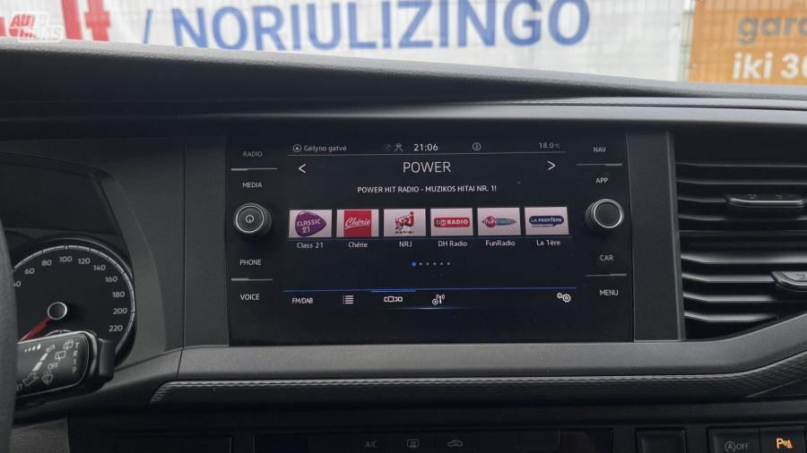 Balts Volkswagen Caravelle 2022 Marijampole, ar dzinēja tilpumu 2.00 L un nobraukumu 145 tūkst. km par 26500 €, foto 22 vietnē AUTOMOTO.COM.LV