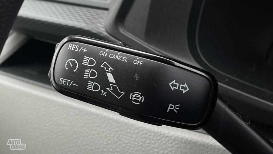 Balts Volkswagen Caravelle 2022 Marijampole, ar dzinēja tilpumu 2.00 L un nobraukumu 145 tūkst. km par 26500 €, foto 29 vietnē AUTOMOTO.COM.LV
