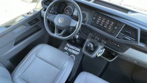 Balts Volkswagen Caravelle 2022 Marijampole, ar dzinēja tilpumu 2.00 L un nobraukumu 145 tūkst. km par 26500 €, foto 31 vietnē AUTOMOTO.COM.LV