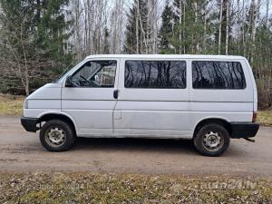 White Volkswagen Caravelle 1995 in Rapla, with an engine capacity of 2.40 L and mileage of 580 thousand km for 1600 €, photo 5 on AUTOMOTO.COM.LV