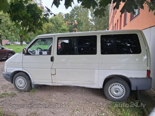 Белый Фольксваген Каравелла 2000 в Тарту, объемом двигателя 2.50 л и пробегом 639 тыс. км за 1500 €, фото 1 на AUTOMOTO.COM.LV