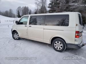 Balts Volkswagen Caravelle 2006 Otepē, ar dzinēja tilpumu 2.50 L un nobraukumu 307 tūkst. km par 5300 €, foto 5 vietnē AUTOMOTO.COM.LV