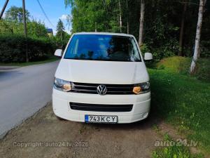 White Volkswagen Caravelle 2012 in Tallinn, with an engine capacity of 2.00 L and mileage of 267 thousand km for 7000 €, photo 3 on AUTOMOTO.COM.LV