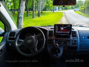 White Volkswagen Caravelle 2012 in Tallinn, with an engine capacity of 2.00 L and mileage of 267 thousand km for 7000 €, photo 10 on AUTOMOTO.COM.LV