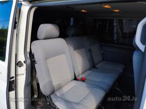 White Volkswagen Caravelle 2012 in Tallinn, with an engine capacity of 2.00 L and mileage of 267 thousand km for 7000 €, photo 12 on AUTOMOTO.COM.LV