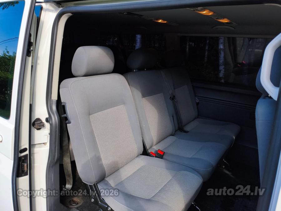 White Volkswagen Caravelle 2012 in Tallinn, with an engine capacity of 2.00 L and mileage of 267 thousand km for 7000 €, photo 12 on AUTOMOTO.COM.LV