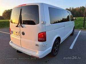 White Volkswagen Caravelle 2013 in Tallinn, with an engine capacity of 2.00 L and mileage of 310 thousand km for 10950 €, photo 9 on AUTOMOTO.COM.LV