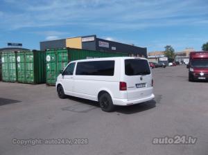Balts Volkswagen Caravelle 2014 Tallina, ar dzinēja tilpumu 2.00 L un nobraukumu 327 tūkst. km par 12500 €, foto 4 vietnē AUTOMOTO.COM.LV