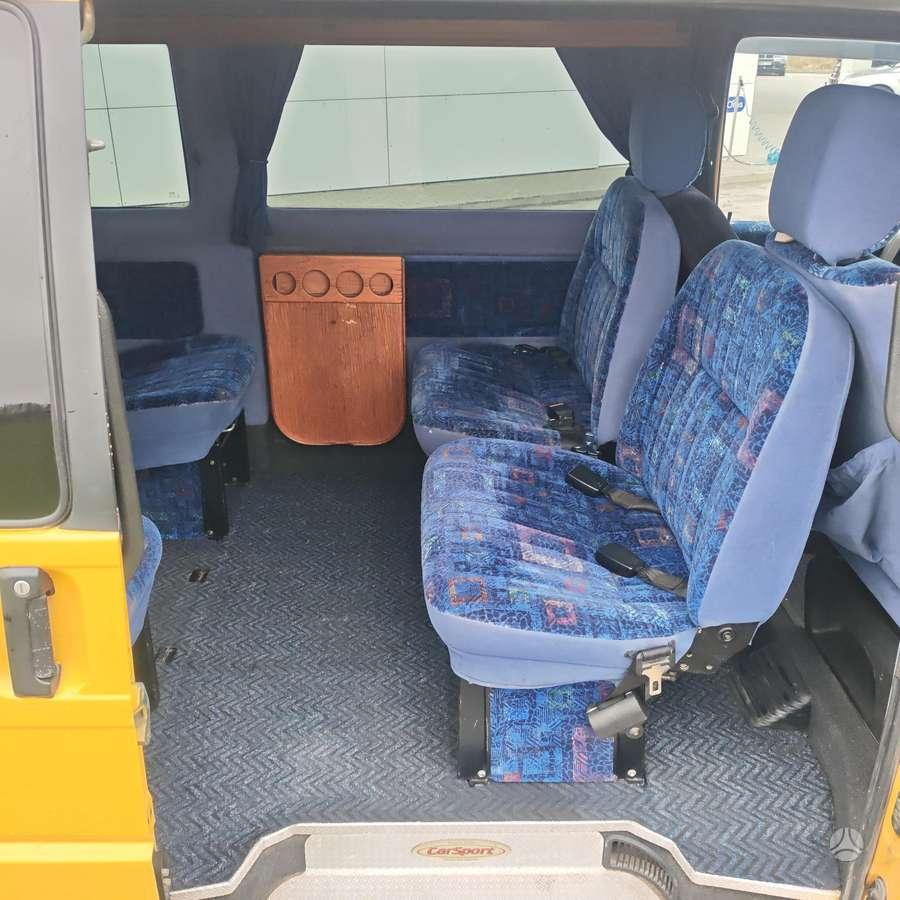 Yellow Volkswagen Caravelle 2001 in Alytus, with an engine capacity of 2.50 L and mileage of 400 thousand km for 3900 €, photo 9 on AUTOMOTO.COM.LV