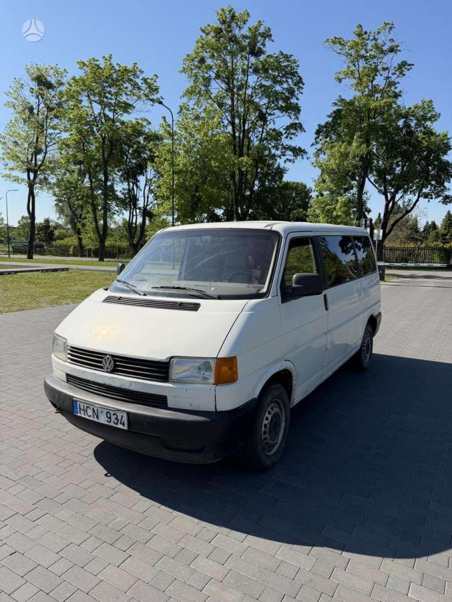 Dzeltens Volkswagen Caravelle 2001 Kauņa, ar dzinēja tilpumu 2.50 L un nobraukumu 430 tūkst. km par 2999 €, foto 1 vietnē AUTOMOTO.COM.LV