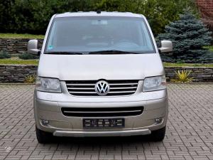 Yellow Volkswagen Caravelle 2008 in Kedainiai, with an engine capacity of 2.50 L and mileage of 298 thousand km for 8500 €, photo 14 on AUTOMOTO.COM.LV