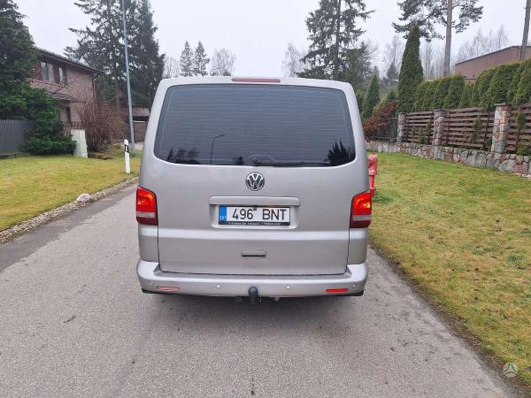Yellow Volkswagen Caravelle 2011 in Vilnius, with an engine capacity of 1.98 L and mileage of 240 thousand km for 11500 €, photo 8 on AUTOMOTO.COM.LV