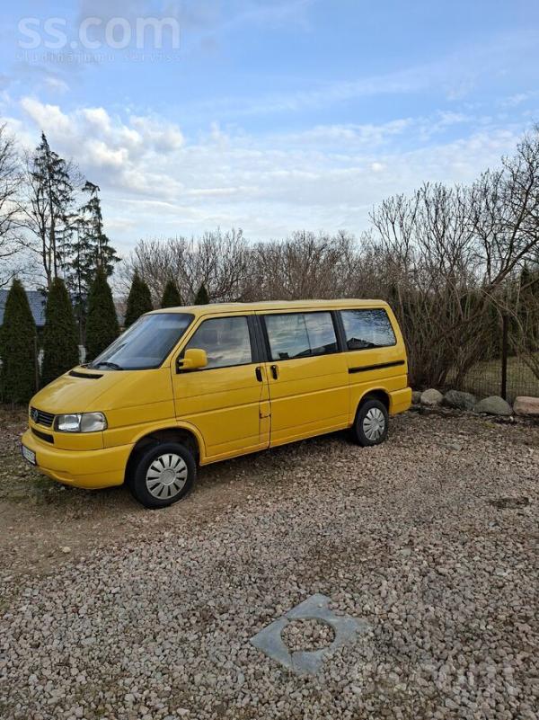 Dzeltens Volkswagen Caravelle 1999 Dobele, ar dzinēja tilpumu 2.00 L un nobraukumu 57 tūkst. km par 3600 €, foto 2 vietnē AUTOMOTO.COM.LV