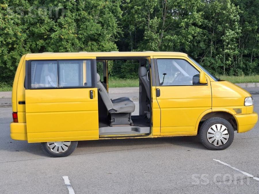 Dzeltens Volkswagen Caravelle 1999 Dobele, ar dzinēja tilpumu 2.00 L un nobraukumu 58 tūkst. km par 4000 €, foto 6 vietnē AUTOMOTO.COM.LV