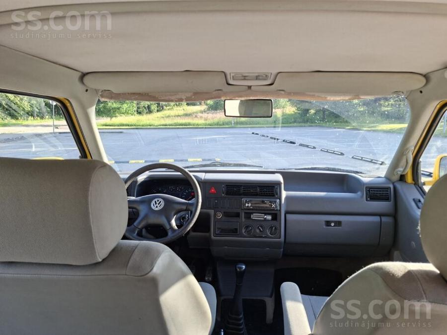Dzeltens Volkswagen Caravelle 1999 Dobele, ar dzinēja tilpumu 2.00 L un nobraukumu 58 tūkst. km par 4000 €, foto 10 vietnē AUTOMOTO.COM.LV