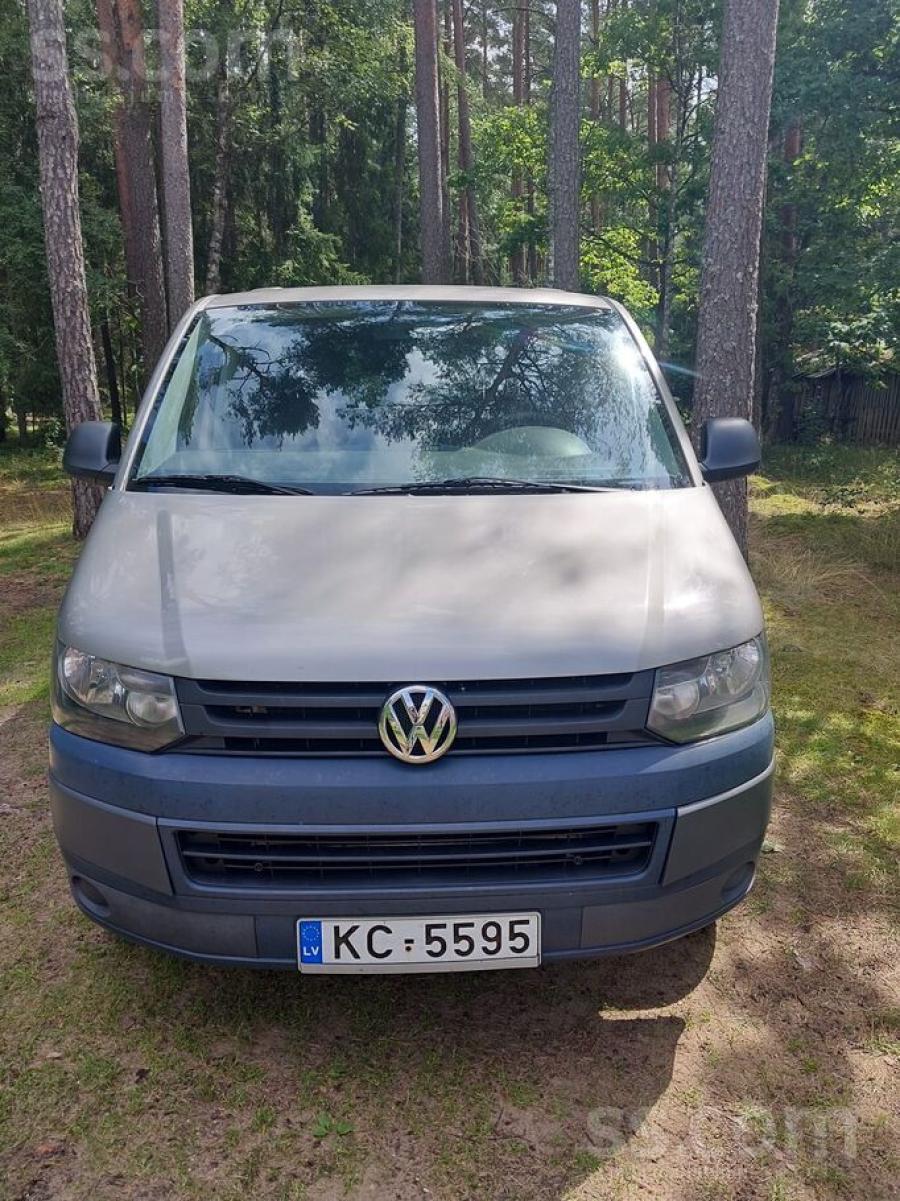 Yellow Volkswagen Caravelle 2012 in Riga, with an engine capacity of 2.00 L and mileage of 347 thousand km for 8500 €, photo 3 on AUTOMOTO.COM.LV