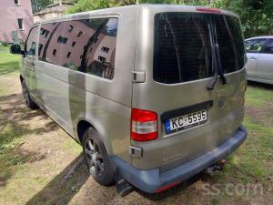 Yellow Volkswagen Caravelle 2012 in Riga, with an engine capacity of 2.00 L and mileage of 347 thousand km for 8500 €, photo 4 on AUTOMOTO.COM.LV