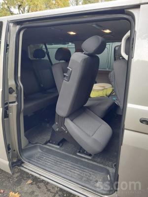 Yellow Volkswagen Caravelle 2012 in Riga, with an engine capacity of 2.00 L and mileage of 347 thousand km for 8500 €, photo 8 on AUTOMOTO.COM.LV