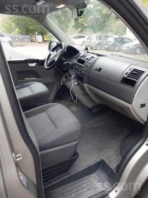 Yellow Volkswagen Caravelle 2012 in Riga, with an engine capacity of 2.00 L and mileage of 347 thousand km for 8500 €, photo 9 on AUTOMOTO.COM.LV
