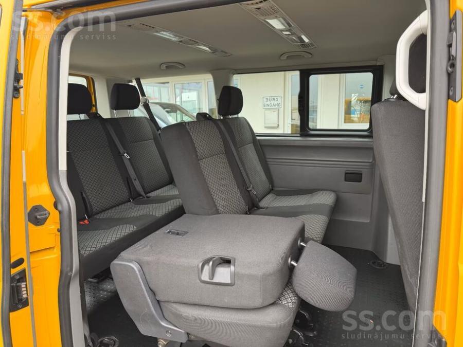 Dzeltens Volkswagen Caravelle 2021 Rīga, ar dzinēja tilpumu 2.00 L un nobraukumu 295 tūkst. km par 22700 €, foto 6 vietnē AUTOMOTO.COM.LV