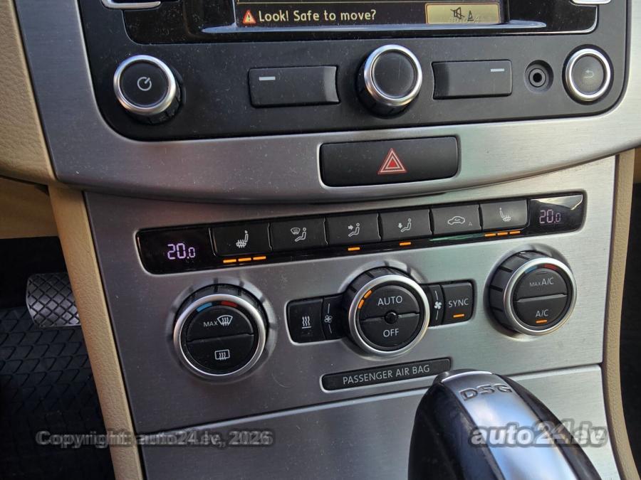 Beige Volkswagen CC / Passat CC 2014 in Tallinn, with an engine capacity of 2.00 L and mileage of 352 thousand km for 5490 €, photo 15 on AUTOMOTO.COM.LV