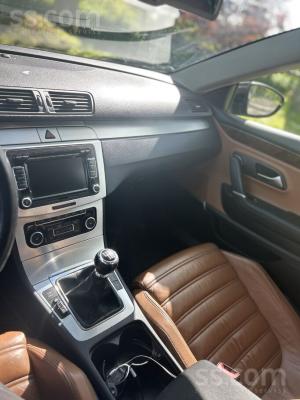 Черный Фольксваген CC / Passat CC 2008 в Валмиера, объемом двигателя 2.00 л и пробегом 283 тыс. км за 3200 €, фото 10 на AUTOMOTO.COM.LV