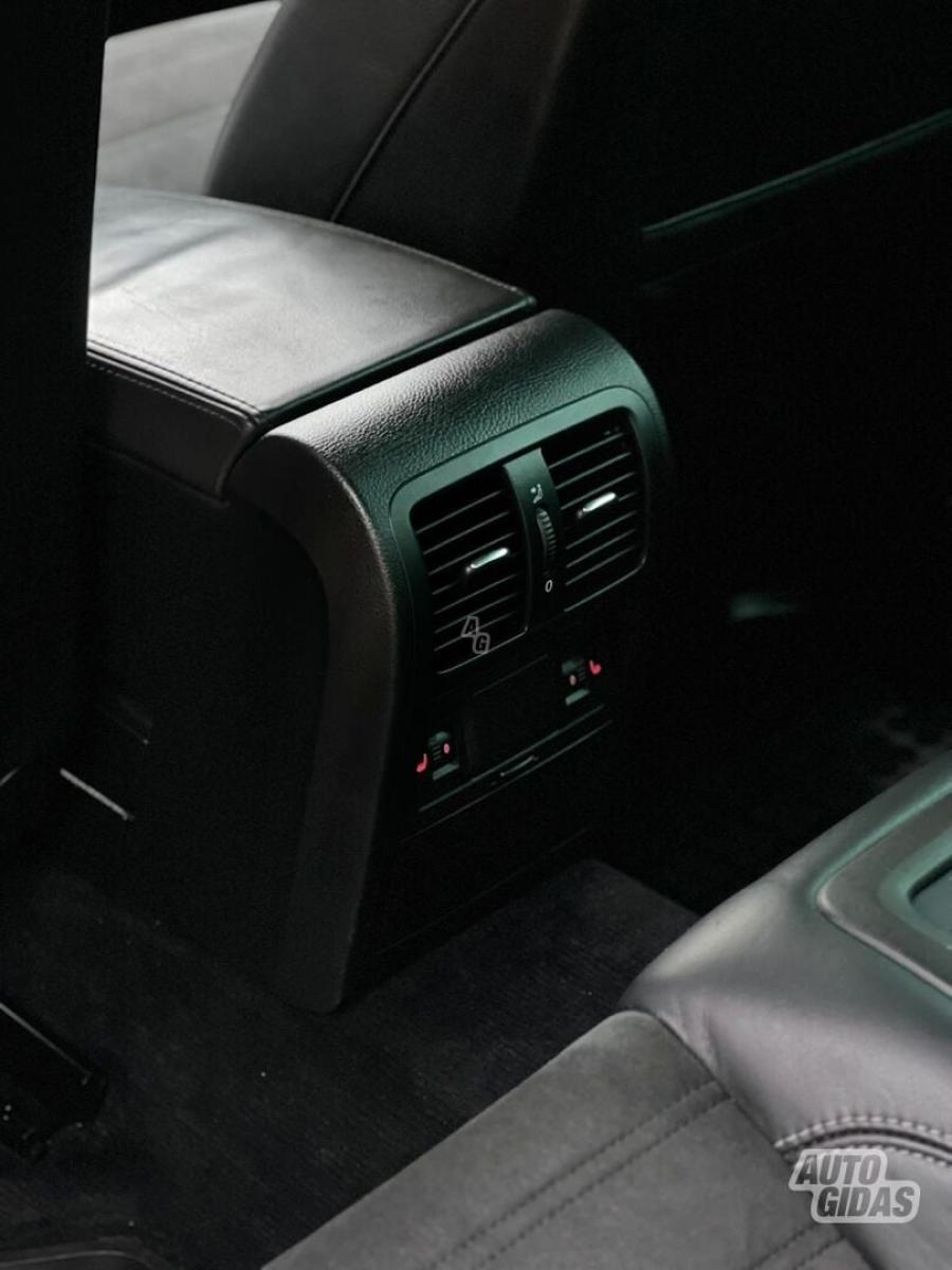 Melns Volkswagen CC / Passat CC 2008 Kauņa, ar dzinēja tilpumu 2.00 L un nobraukumu 0 tūkst. km par 3800 €, foto 25 vietnē AUTOMOTO.COM.LV