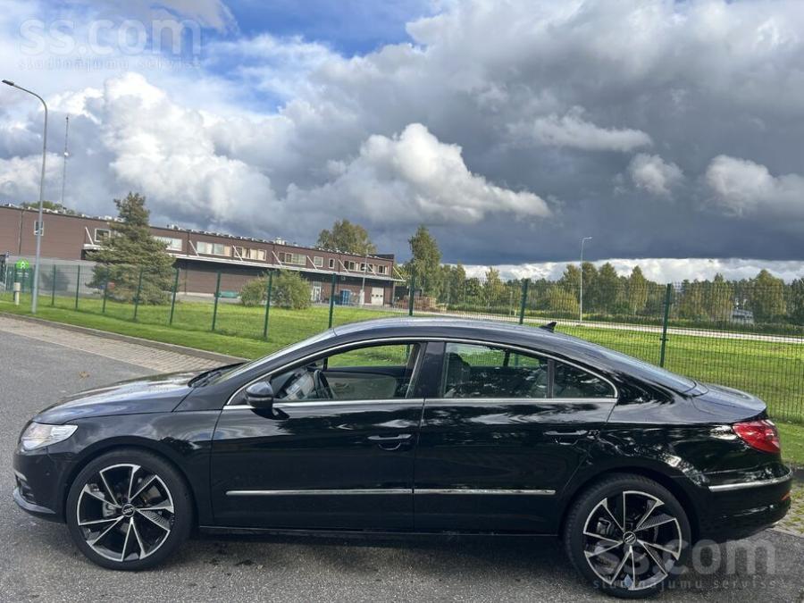 Black Volkswagen CC / Passat CC 2009 in Valmiera, with an engine capacity of 2.00 L and mileage of 326 thousand km for 4350 €, photo 4 on AUTOMOTO.COM.LV