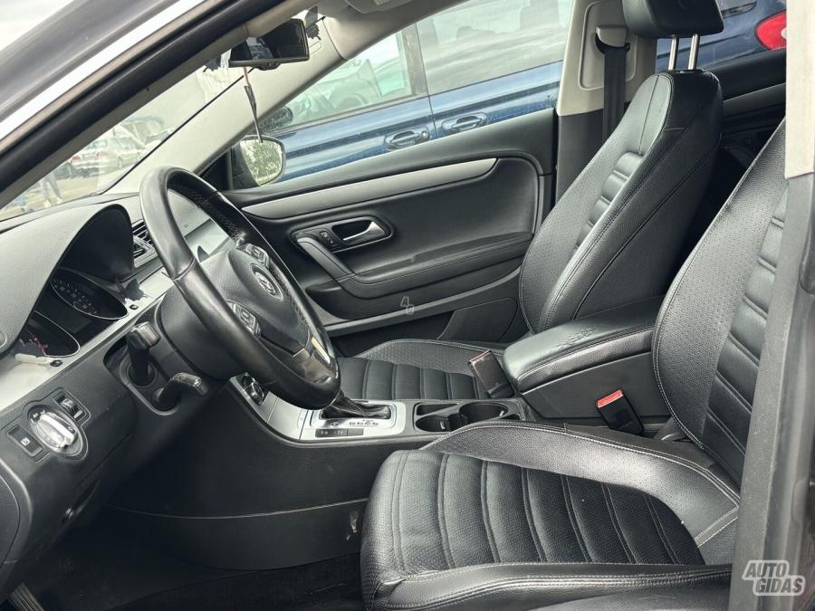Melns Volkswagen CC / Passat CC 2011 Kauņa, ar dzinēja tilpumu 2.00 L un nobraukumu 200 tūkst. km par 1850 €, foto 8 vietnē AUTOMOTO.COM.LV